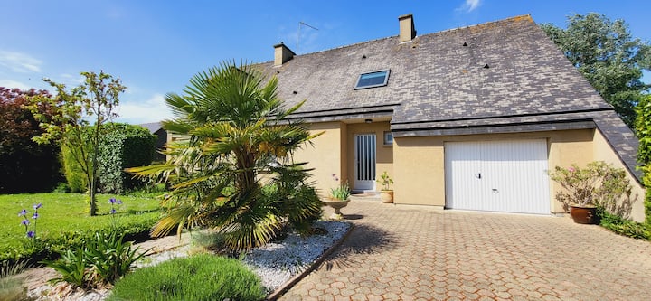 Maison De Famille Au Pied Du Mont Saint-michel - Pontorson