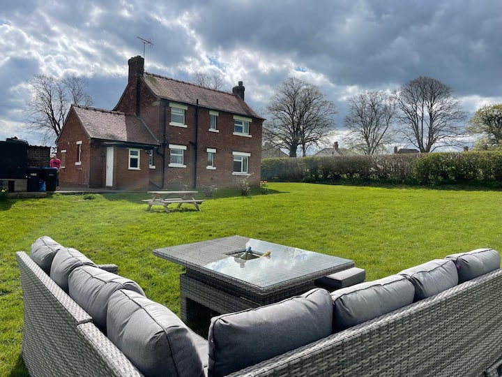 Little Harries Cottage - Surrounded By Open Fields - Ripon