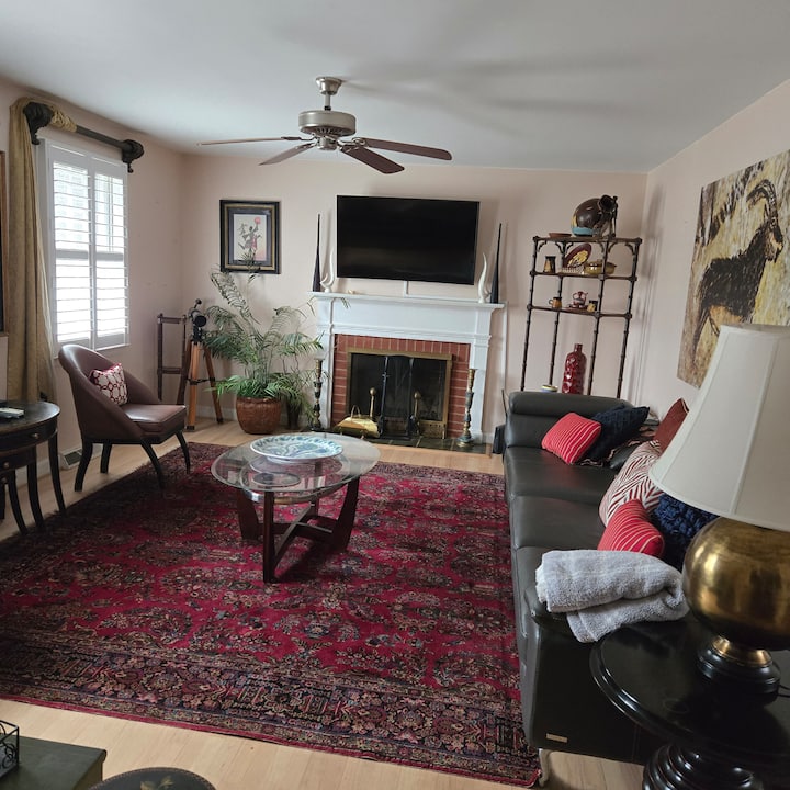115 Central Charlottesville Home - Charlottesville, VA