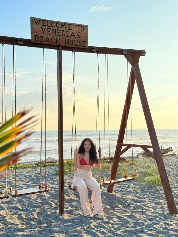 Beachfront/costa Del Sol, Venecias Beach House! - El Salvador