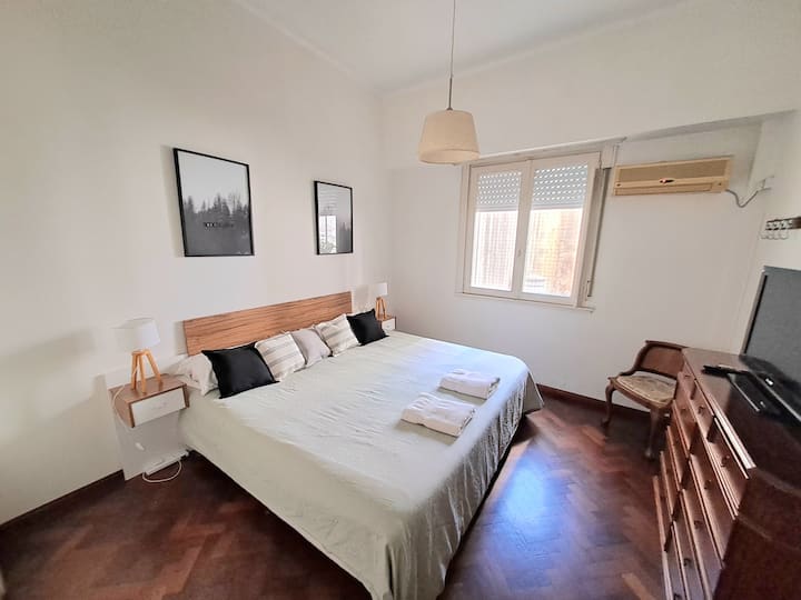 Departamento Amplio De 96 Mt2 En Centro Histórico. - Buenos Aires