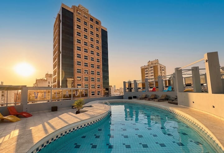 Monoambiente Ideal Trabajo + Piscina · Patio Olmos - Provincia de Córdoba