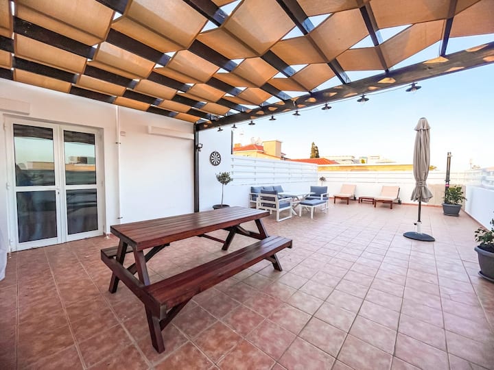 Sunny Rooftop Ayianapa 91m² Terrace Delight! - Ayia Napa
