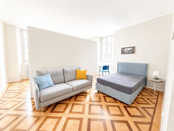 Apartment In Front Of The Station - Tenero-Contra