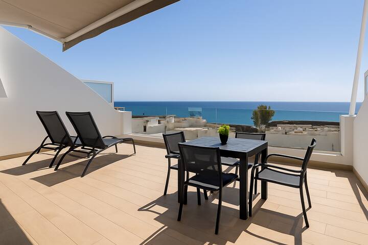 Zaffiro - Sea View Terrace, Heated Pool - Puerto del Carmen