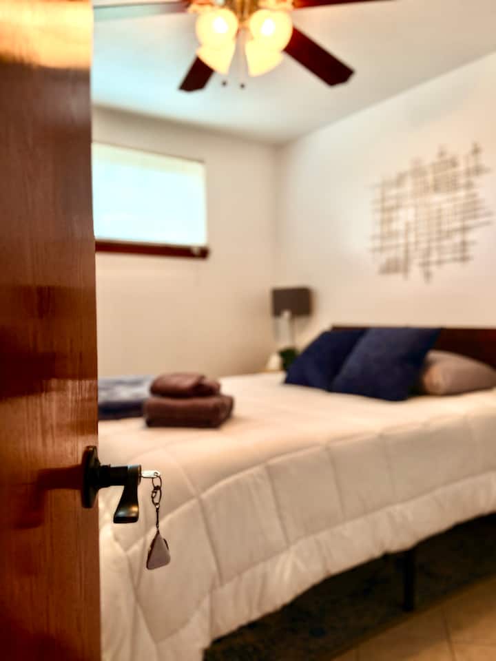 Cozy Blue Room - Lyons, CO