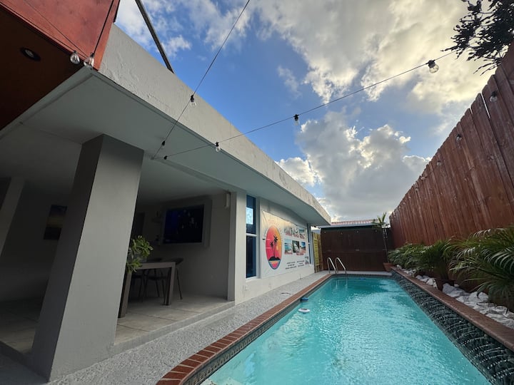 North Tropical House: Pool, Bbq , A/c , - Manatí