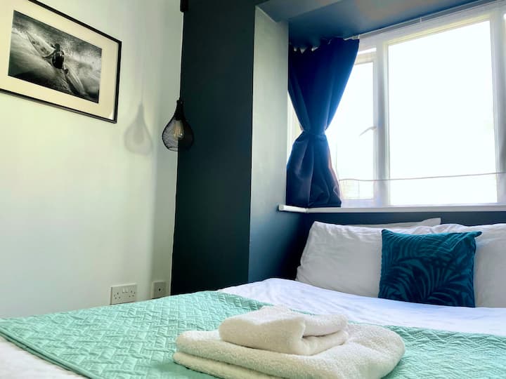 Bakers Airbnb Private Room (Two) - Newquay