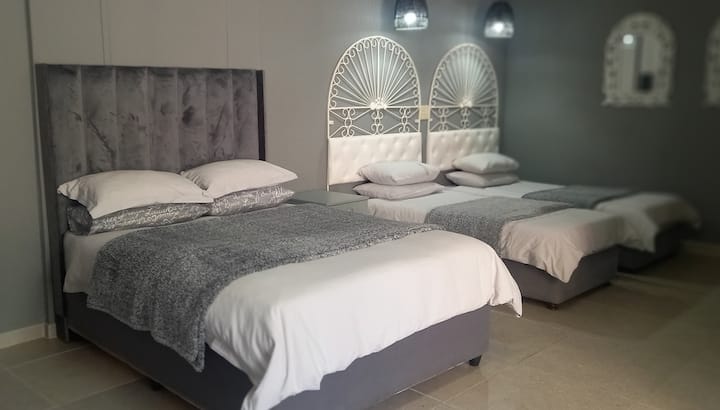 Muellerhoff Farm Selfcatering Unit 1 - Namibia