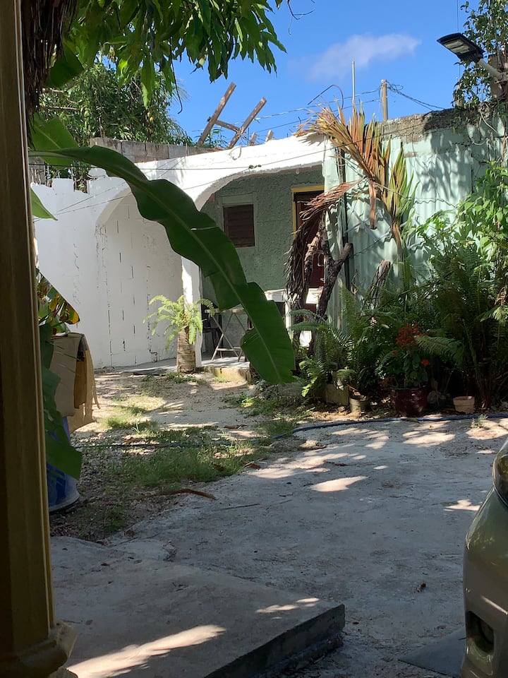 Real Little Cottage Studio In Negril Ja. - Negril