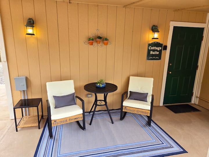 Cottage Suite On The Lake - Atwood Lake, OH