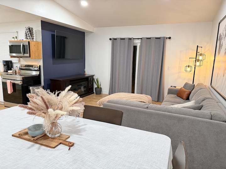 Guest House - Salt Lake City, UT