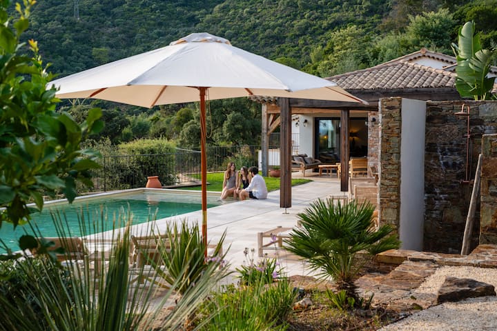 La Genette 5* Piscine Chauffée-pétanque-vue Mer - Cavalaire-sur-Mer