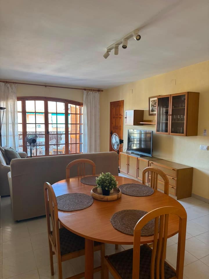 Gran Apartamento En El Centro! - Comarruga