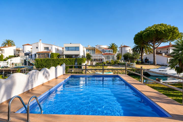 399- Jolie Maison Avec Piscine Et Amarre | 4 Ch - Empuriabrava