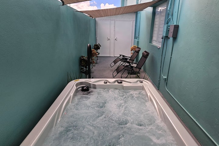 Nirvana Sweet Love - Bayamón