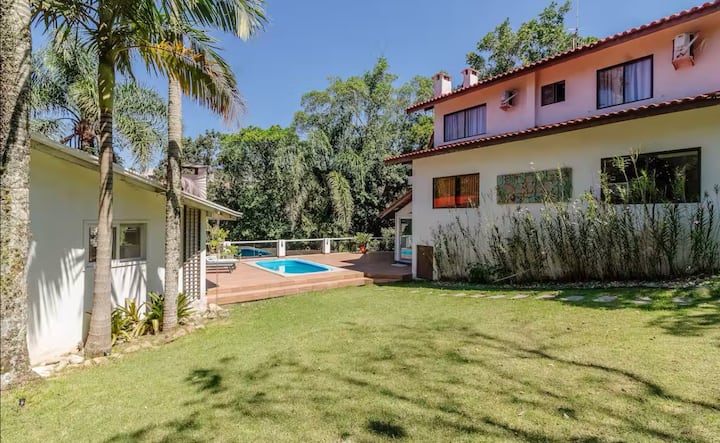 Casa Bali-ampla C/ Piscina/vista - Bombinhas