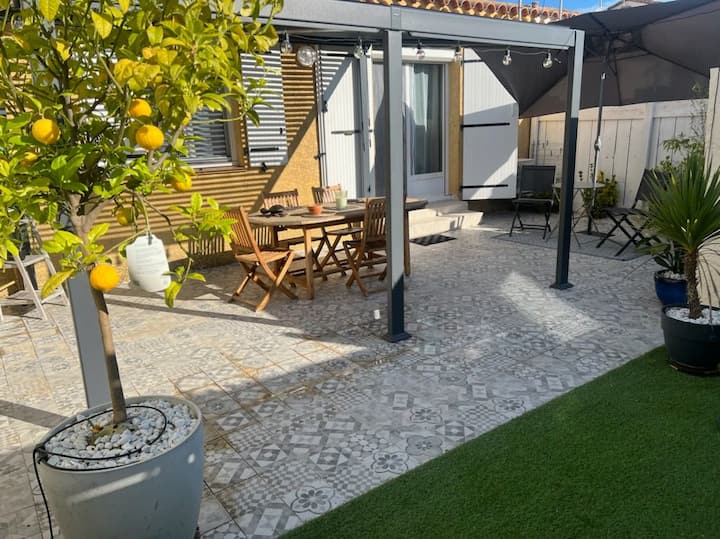 Maison Cosy Au Calme, Proche Remparts Et Commerces - Aigues-Mortes