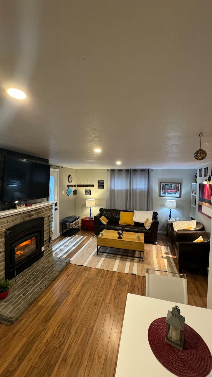 Chaleureux Et Confortable Spa Ouvert
 # 312962 - Granby