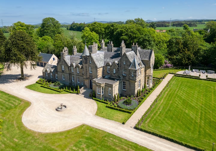 15 Major Golf Courses Nearby ! 20 Mins  Edinburgh - Edinburgh Airport (EDI)