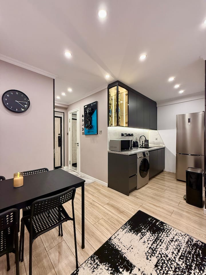 Modern & Comfortable Studio Apartment - Ulaanbaatar