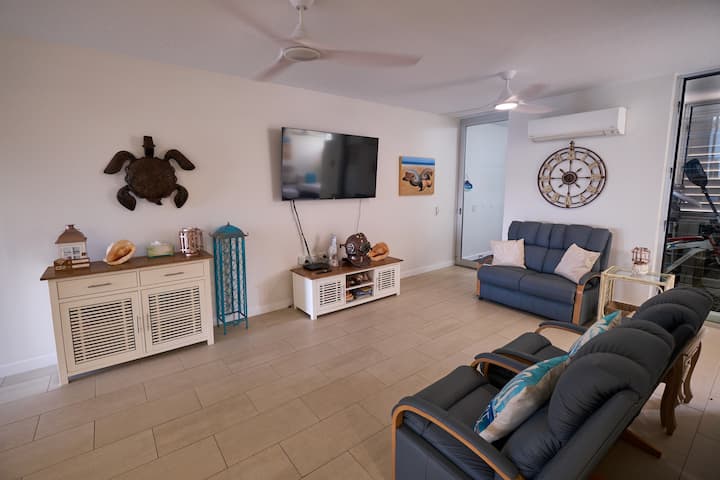 3102 Magnetic Island 🏝 Stunning Oceanfront Luxury - Magnetic Island