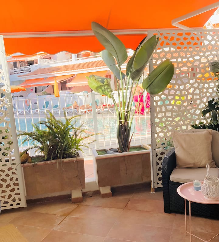 Apartment With Terrace And Pool, Los Cristianos. - Los Cristianos