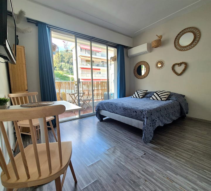 La Plage. Studio Bord De Mer & Parking Privé - Menton