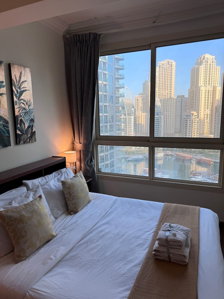 Fantastic Dubai Marina View - 1 Br Apartment - Dubai
