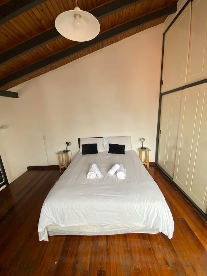 Quiet Luxury Loft - Mendoza