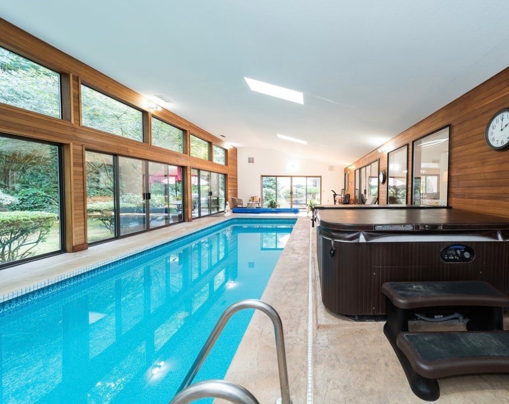 Private Room and Full Bath + Private Pool Access in Portland, Oregon ...