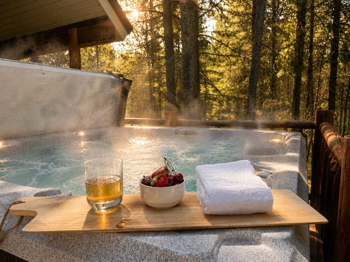 35 Min To Ynp | Hot Tub | Pool Table | Sleeps 25 - Island Park, ID