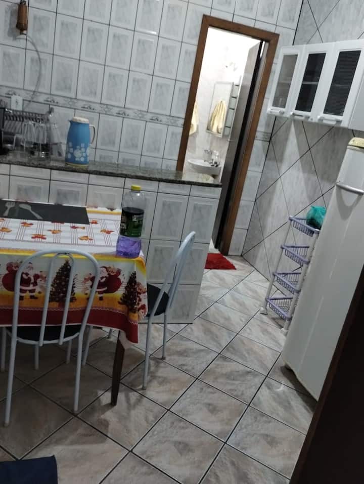 Kitnet Localizada Perto Do Mar. - Arraial do Cabo