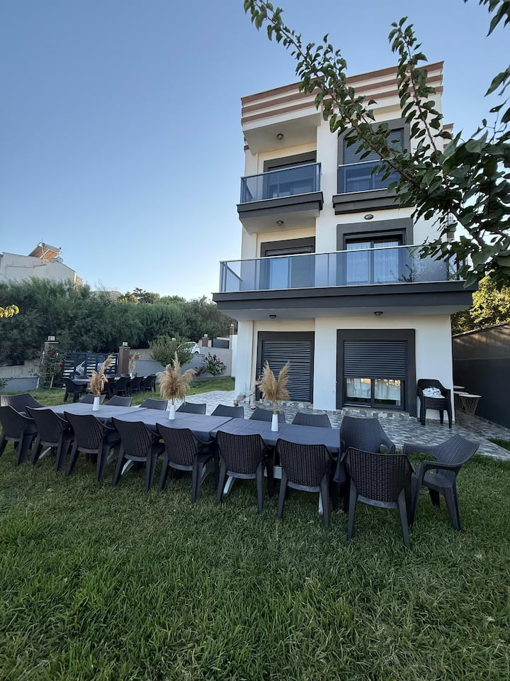 Tatil Ve Etkinlikler Için Denize 350 Mt 5+1 Villa! - Seferihisar