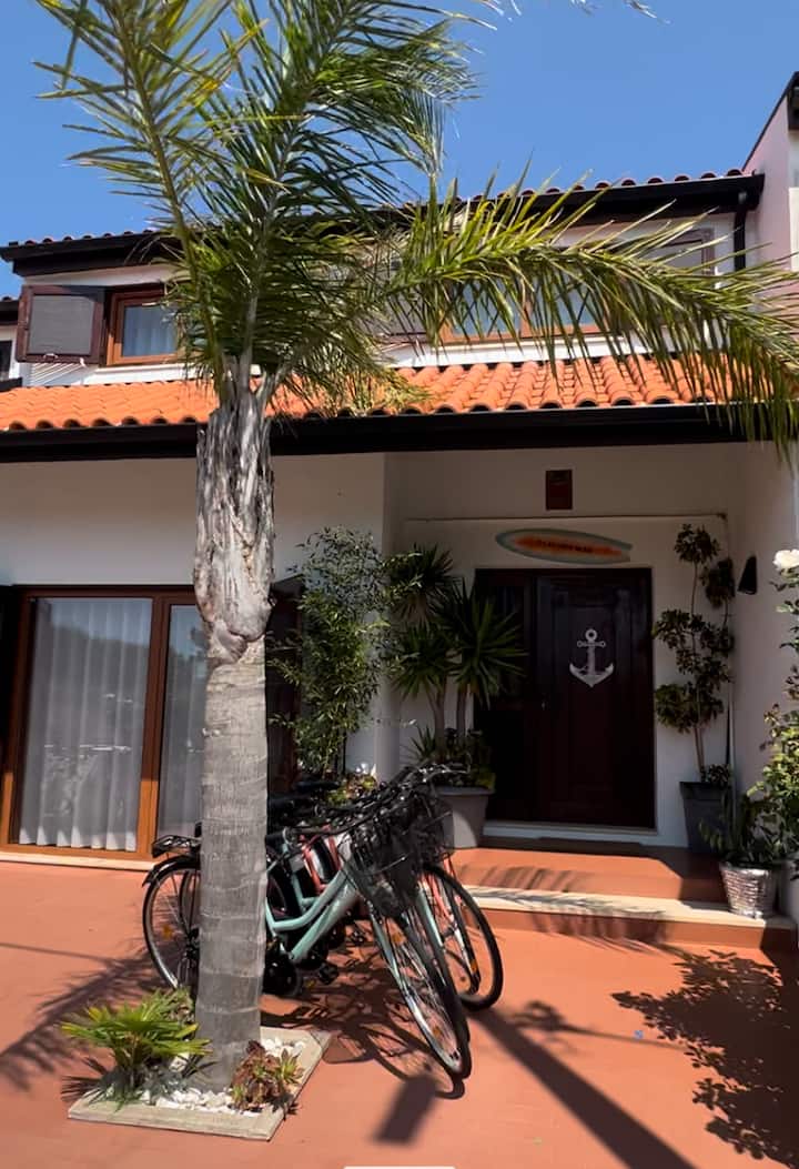Moradia Com Piscina E Vista Para A Ria. - Aveiro