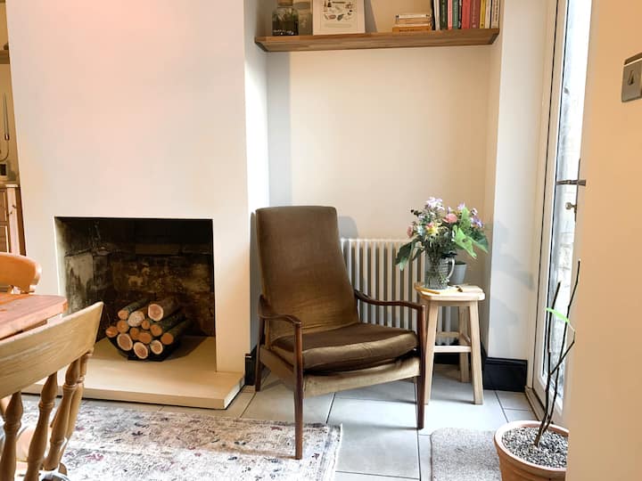Cosy Victorian Terrace With Garden + Free Parking - Bath