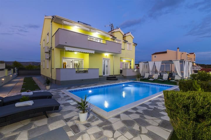 My Dalmatia - Sea View Villa Brodarica - Šibenik