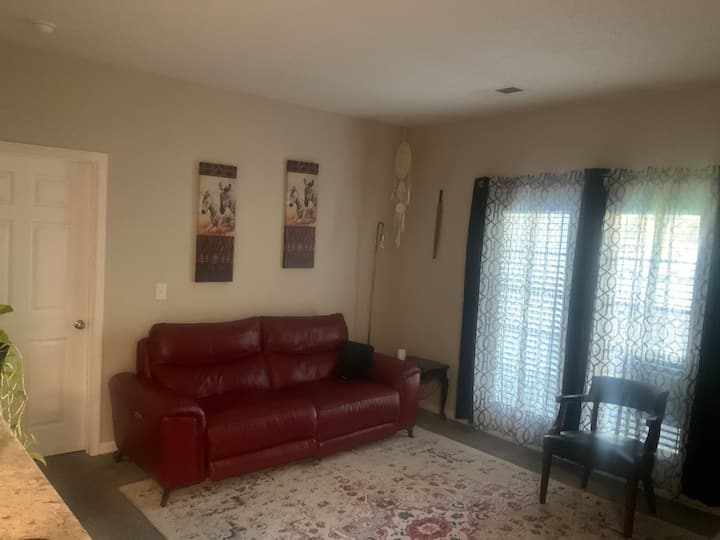 Comfortable Living Simple But Sweet! - Greensboro, NC