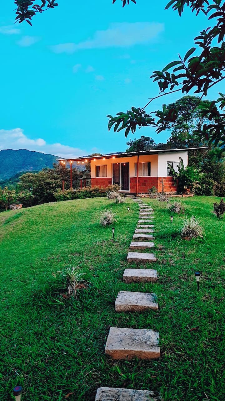 Cabinhome- Glamping Privado -Jacuzzi - San Carlos, Colombia