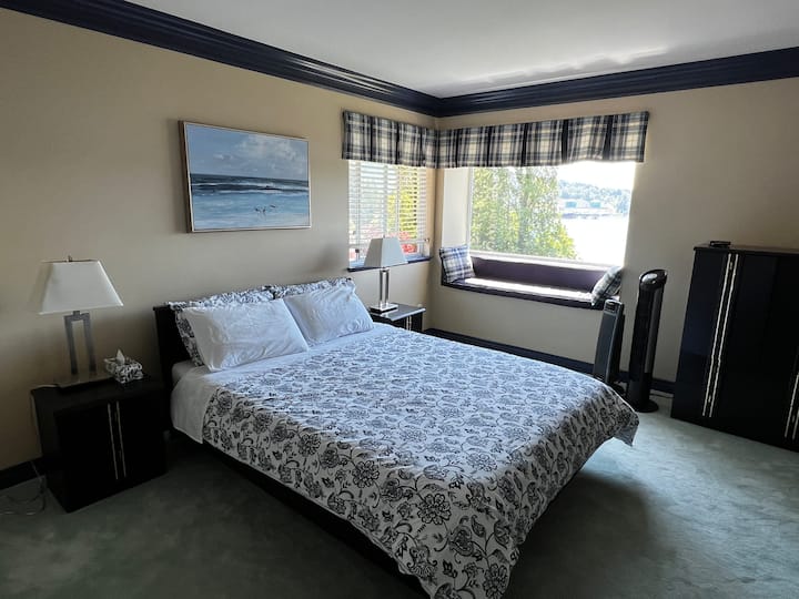 Ocean View Spacious Private Room With Cont Breakft - Port Moody