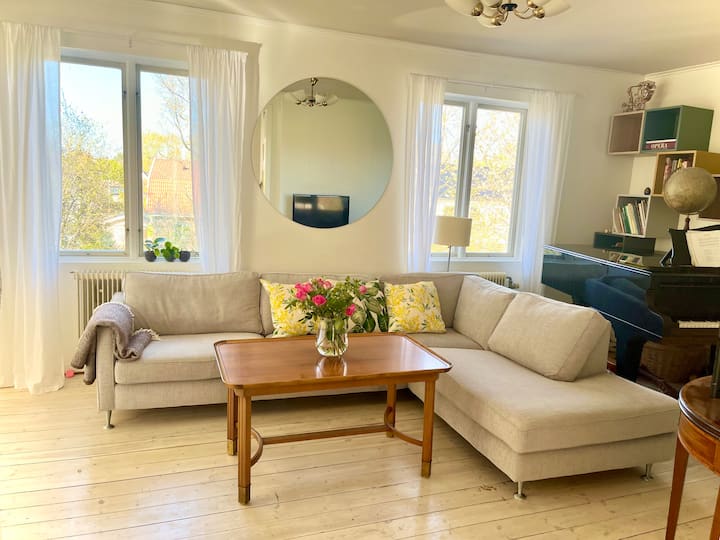 Familjevänlig Villa I Solhem. - Stockholm