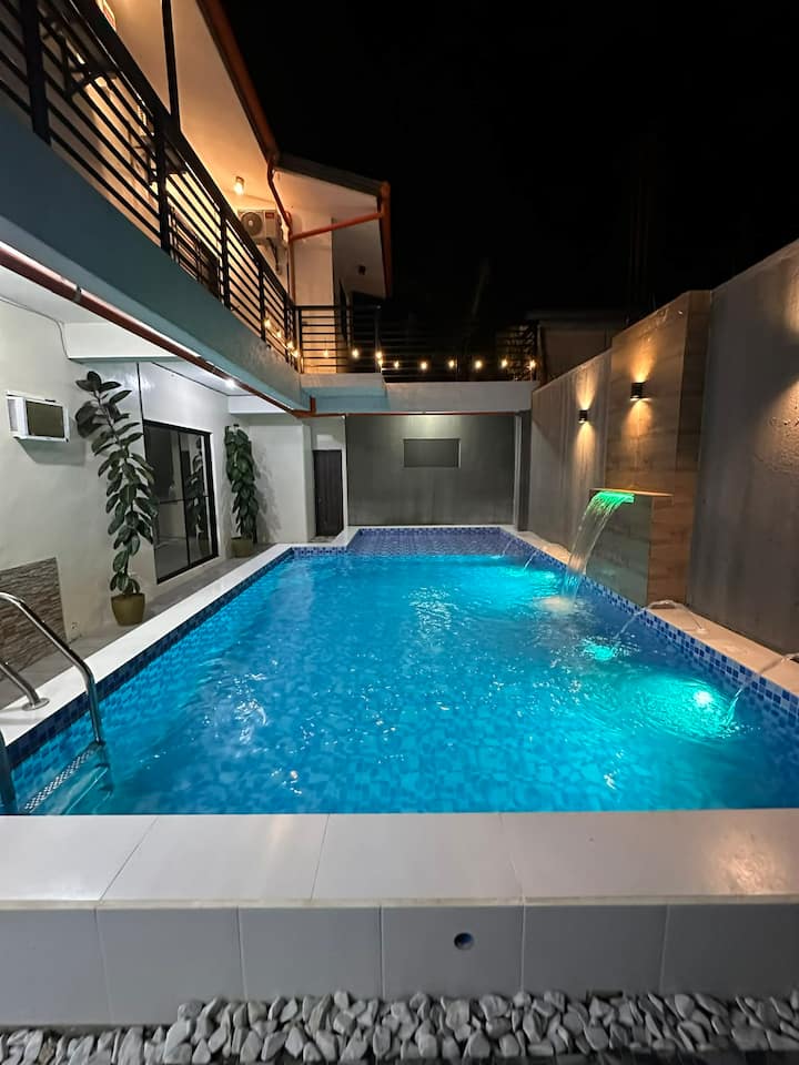 Nasugbu Private Villa W/ Pool, Jacuzzi & Videoke - Nasugbu