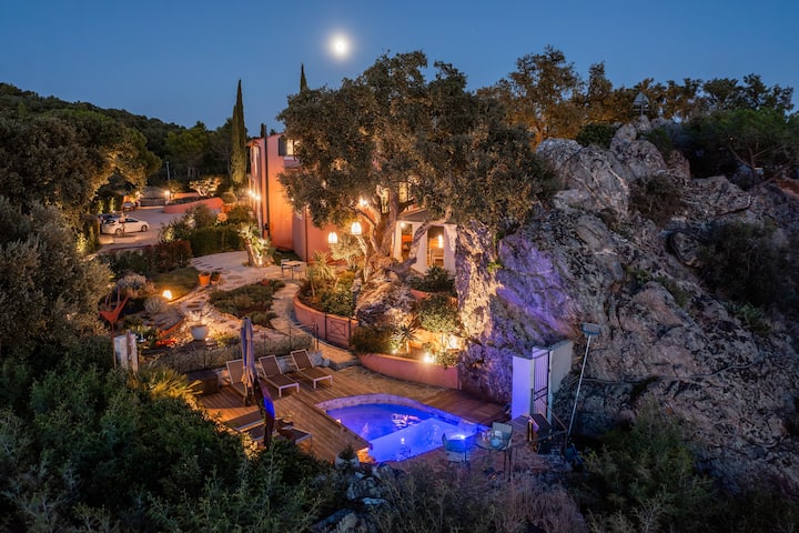 Maison Dans Les Arbres, Villa 4* Piscine - Clim - Hyères