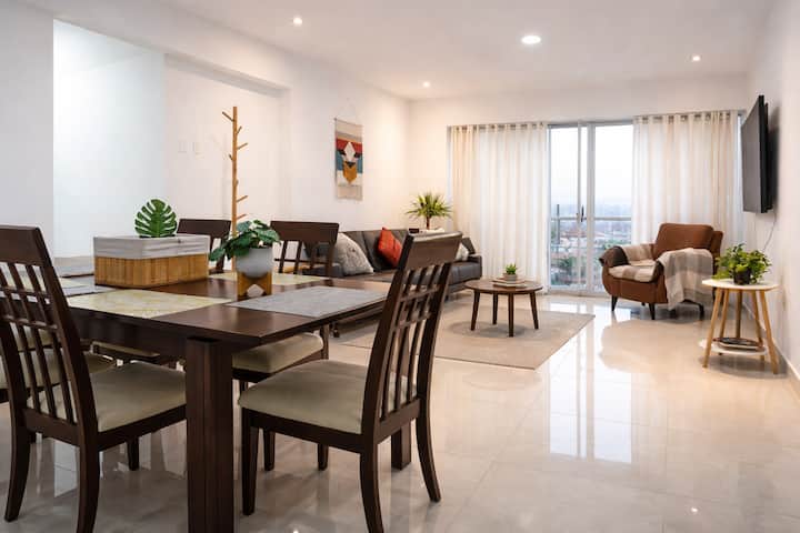 En Pleno Centro. ¡Cerca A Todo! - Trujillo, Peru