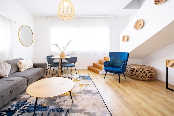 3bed Rooms Mamad And Awesome Balcony ! - Tel Aviv