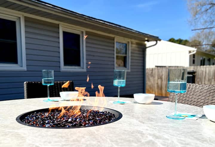 The Quail:fire Table, Hot Tub, Grill, Fully Fenced - Lake Higgins