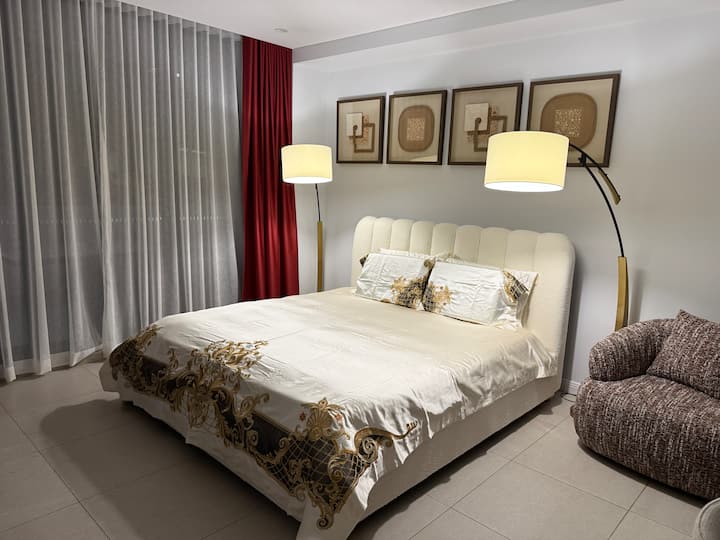 The Entire Place Ensuites With 2 King Beds - Sydney