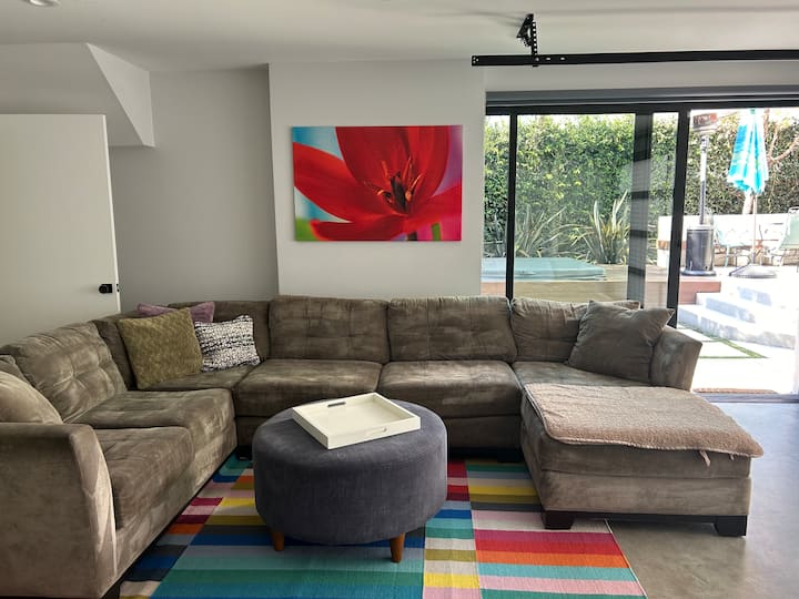 Modern Westside Guesthouse- Great Location - Los Angeles, CA