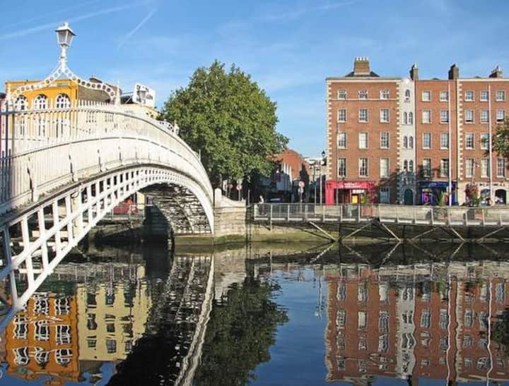 Apt With Temple Bar & River Liffey View - Aéroport de Dublin (DUB)