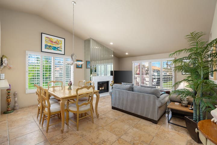 Wilson's Desert Oasis - Palm Desert, CA